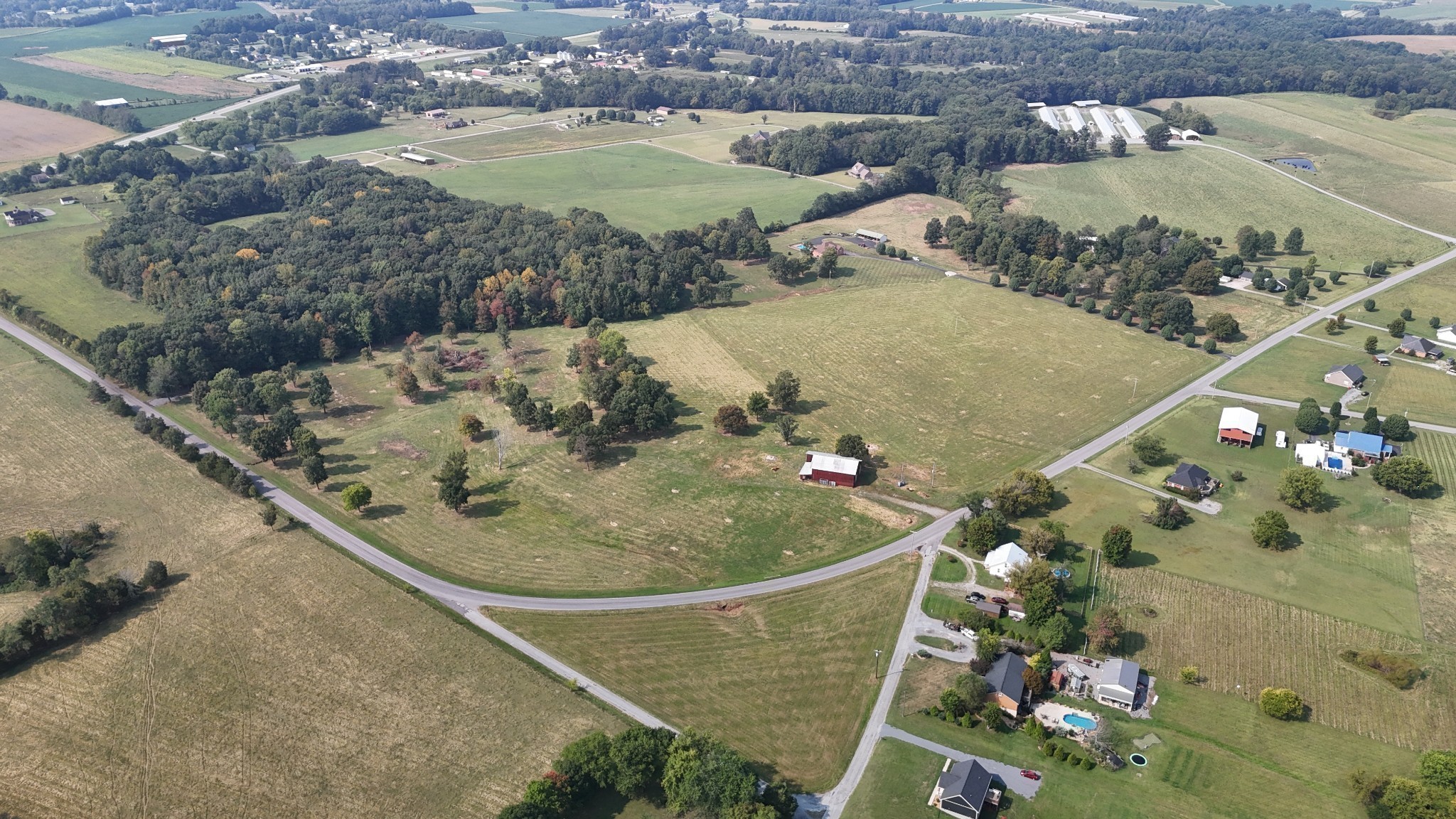 21 Coleytown Road, Lafayette, TN 37083 | 3042950 | Benchmark Realty, LLC