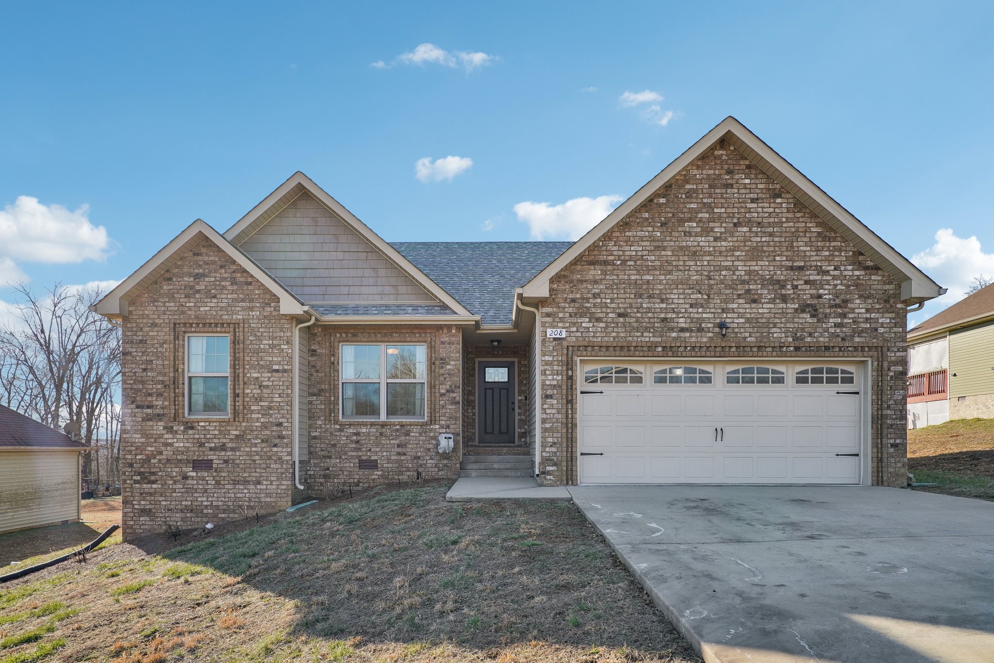 208 Hillview Way, Springfield, TN 37172 | 2796973 | Benchmark Realty, LLC